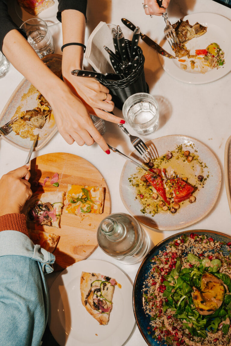About Us - EAT